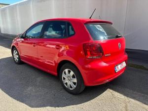 Sarkans Volkswagen Polo 2010 Ogre, ar dzinēja tilpumu 1.40 L un nobraukumu 232 tūkst. km par 3990 €, foto 8 vietnē AUTOMOTO.COM.LV