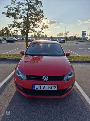 Red Volkswagen Polo 2010 in Vilnius, with an engine capacity of 1.20 L and mileage of 122 thousand km for 3900 €, photo 4 on AUTOMOTO.COM.LV