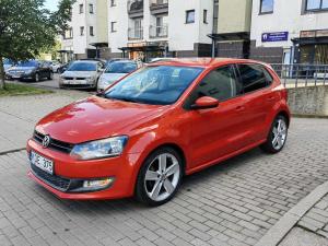 Sarkans Volkswagen Polo 2010 Viļņa, ar dzinēja tilpumu 1.60 L un nobraukumu 300 tūkst. km par 3350 €, foto 4 vietnē AUTOMOTO.COM.LV