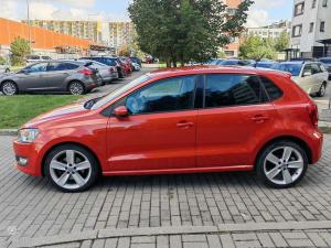 Sarkans Volkswagen Polo 2010 Viļņa, ar dzinēja tilpumu 1.60 L un nobraukumu 300 tūkst. km par 3350 €, foto 7 vietnē AUTOMOTO.COM.LV