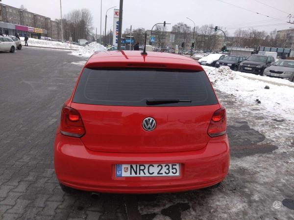 Sarkans Volkswagen Polo 2011 Kauņa, ar dzinēja tilpumu 1.60 L un nobraukumu 275 tūkst. km par 5000 €, foto 3 vietnē AUTOMOTO.COM.LV