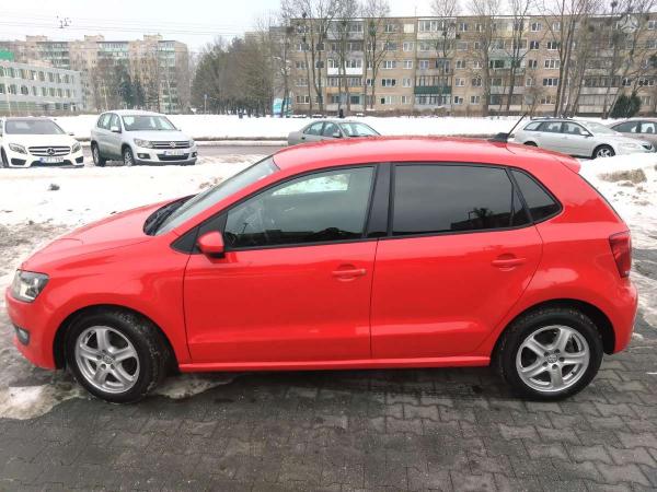 Sarkans Volkswagen Polo 2011 Kauņa, ar dzinēja tilpumu 1.60 L un nobraukumu 275 tūkst. km par 5000 €, foto 6 vietnē AUTOMOTO.COM.LV