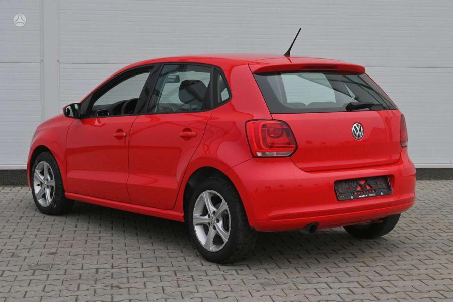 Sarkans Volkswagen Polo 2011 Kretinga, ar dzinēja tilpumu 1.60 L un nobraukumu 270 tūkst. km par 4950 €, foto 9 vietnē AUTOMOTO.COM.LV