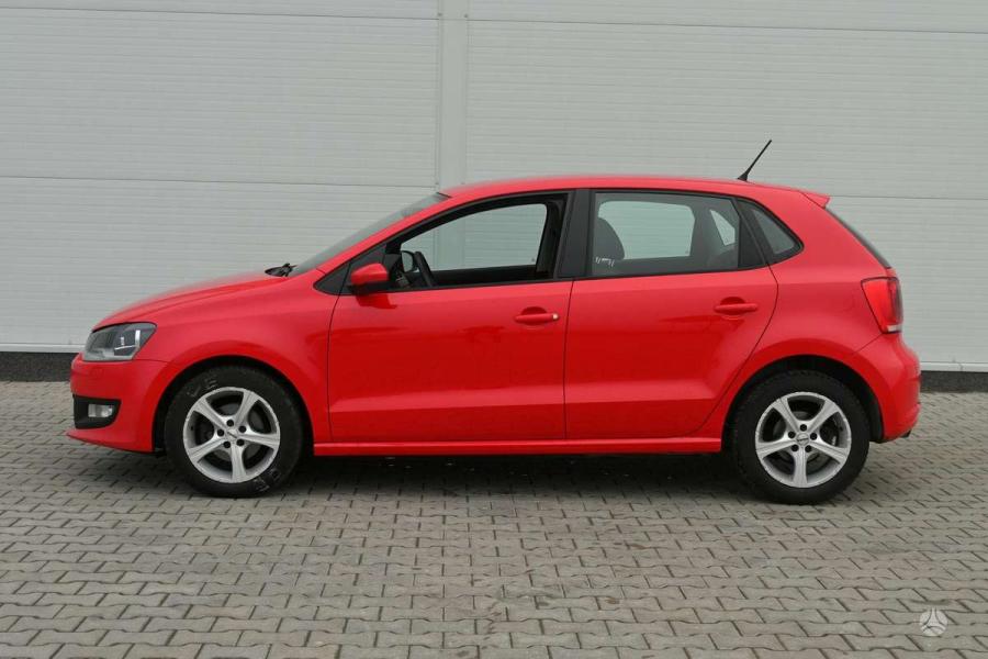 Sarkans Volkswagen Polo 2011 Kretinga, ar dzinēja tilpumu 1.60 L un nobraukumu 270 tūkst. km par 4950 €, foto 12 vietnē AUTOMOTO.COM.LV