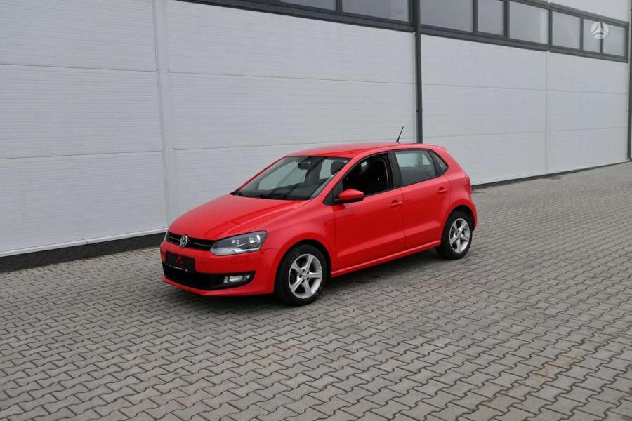 Sarkans Volkswagen Polo 2011 Kretinga, ar dzinēja tilpumu 1.60 L un nobraukumu 270 tūkst. km par 4950 €, foto 13 vietnē AUTOMOTO.COM.LV