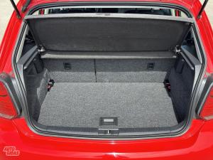Red Volkswagen Polo 2011 in Plunge, with an engine capacity of 1.20 L and mileage of 198 thousand km for 5850 €, photo 10 on AUTOMOTO.COM.LV
