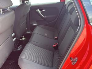 Red Volkswagen Polo 2011 in Plunge, with an engine capacity of 1.20 L and mileage of 198 thousand km for 5850 €, photo 16 on AUTOMOTO.COM.LV