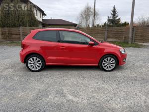 Sarkans Volkswagen Polo 2011 Saldus, ar dzinēja tilpumu 1.60 L un nobraukumu 267 tūkst. km par 4450 €, foto 5 vietnē AUTOMOTO.COM.LV