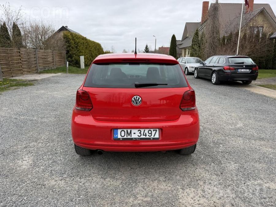 Sarkans Volkswagen Polo 2011 Saldus, ar dzinēja tilpumu 1.60 L un nobraukumu 267 tūkst. km par 4450 €, foto 7 vietnē AUTOMOTO.COM.LV