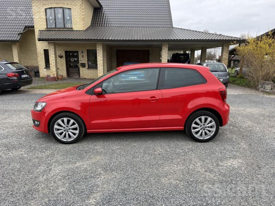 Sarkans Volkswagen Polo 2011 Saldus, ar dzinēja tilpumu 1.60 L un nobraukumu 267 tūkst. km par 4450 €, foto 9 vietnē AUTOMOTO.COM.LV