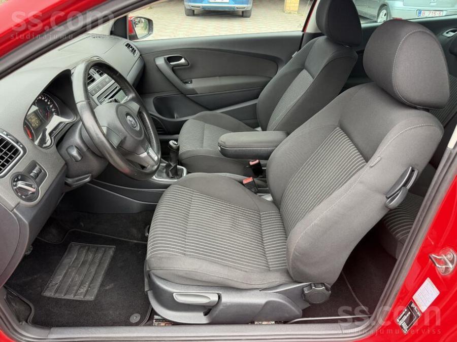 Sarkans Volkswagen Polo 2011 Saldus, ar dzinēja tilpumu 1.60 L un nobraukumu 267 tūkst. km par 4450 €, foto 18 vietnē AUTOMOTO.COM.LV