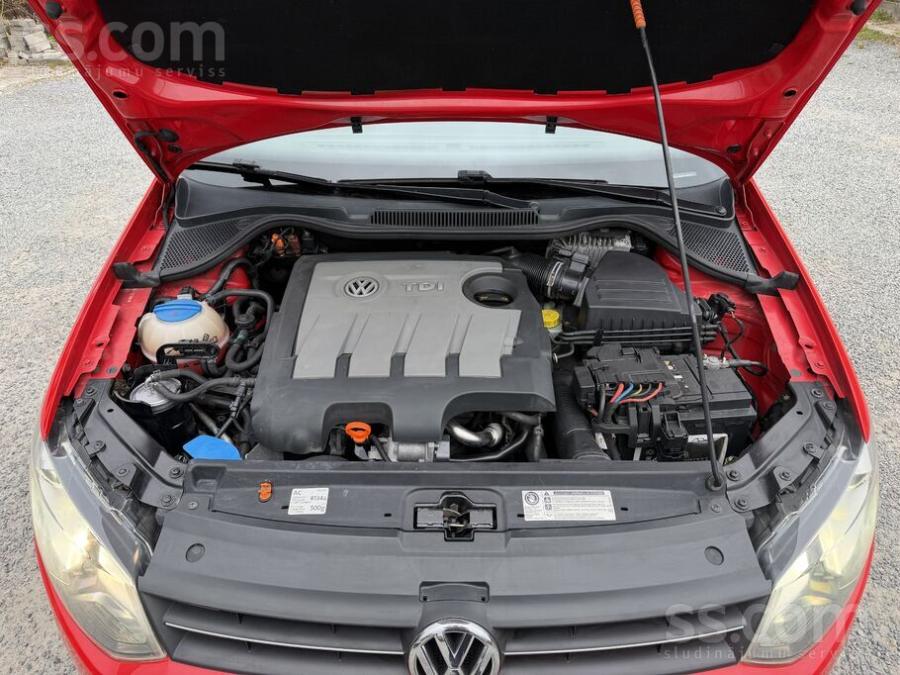 Sarkans Volkswagen Polo 2011 Saldus, ar dzinēja tilpumu 1.60 L un nobraukumu 267 tūkst. km par 4450 €, foto 25 vietnē AUTOMOTO.COM.LV