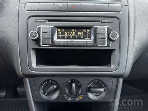 Красный Фольксваген Поло 2011 в Рига, объемом двигателя 1.40 л и пробегом 212 тыс. км за 2400 €, фото 19 на AUTOMOTO.COM.LV