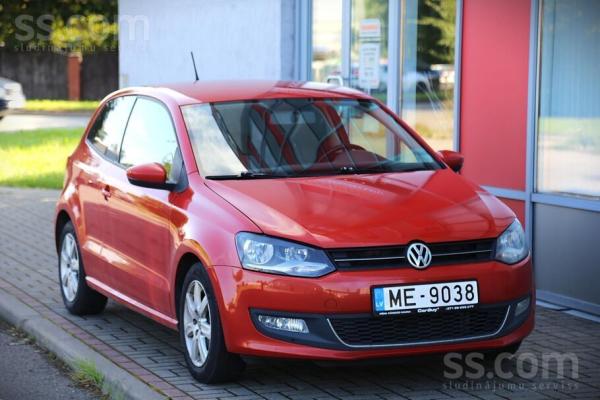Red Volkswagen Polo 2011 in Riga, with an engine capacity of 1.40 L and mileage of 190 thousand km for 2995 €, photo 4 on AUTOMOTO.COM.LV