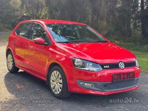 Sarkans Volkswagen Polo 2011 Pelva, ar dzinēja tilpumu 1.60 L un nobraukumu 368 tūkst. km par 2950 €, foto 3 vietnē AUTOMOTO.COM.LV