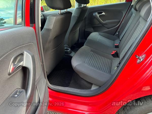 Sarkans Volkswagen Polo 2011 Pelva, ar dzinēja tilpumu 1.60 L un nobraukumu 368 tūkst. km par 2950 €, foto 8 vietnē AUTOMOTO.COM.LV