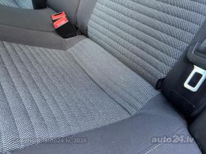 Sarkans Volkswagen Polo 2011 Pelva, ar dzinēja tilpumu 1.60 L un nobraukumu 368 tūkst. km par 2950 €, foto 9 vietnē AUTOMOTO.COM.LV