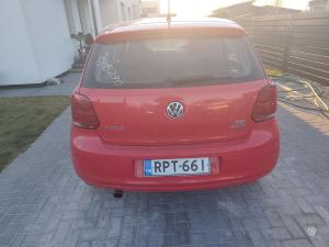 Sarkans Volkswagen Polo 2012 Šauļi, ar dzinēja tilpumu 1.20 L un nobraukumu 162 tūkst. km par 2150 €, foto 5 vietnē AUTOMOTO.COM.LV