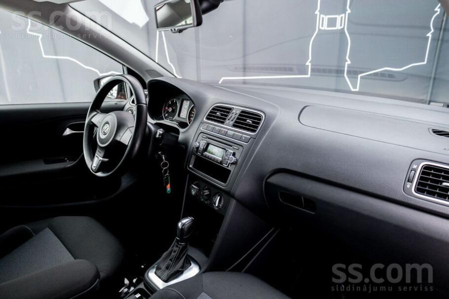 Sarkans Volkswagen Polo 2012 Rīga, ar dzinēja tilpumu 1.60 L un nobraukumu 260 tūkst. km par 7490 €, foto 11 vietnē AUTOMOTO.COM.LV