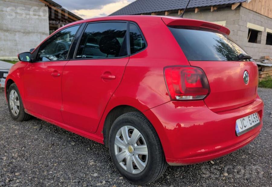 Sarkans Volkswagen Polo 2012 Jēkabpils, ar dzinēja tilpumu 1.20 L un nobraukumu 265 tūkst. km par 2700 €, foto 5 vietnē AUTOMOTO.COM.LV
