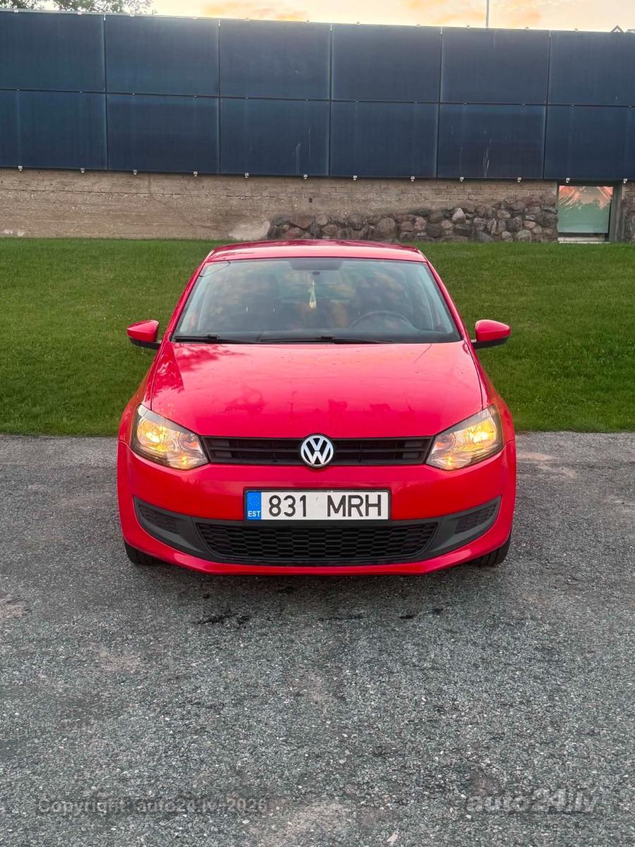 Red Volkswagen Polo 2012 in Tallinn, with an engine capacity of 1.20 L and mileage of 151 thousand km for 4290 €, photo 3 on AUTOMOTO.COM.LV
