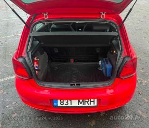 Red Volkswagen Polo 2012 in Tallinn, with an engine capacity of 1.20 L and mileage of 151 thousand km for 4290 €, photo 7 on AUTOMOTO.COM.LV