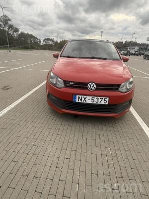 Red Volkswagen Polo 2012 in Rezekne, with an engine capacity of 1.20 L and mileage of 175 thousand km for 4600 €, photo 4 on AUTOMOTO.COM.LV