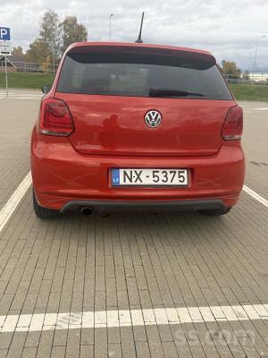 Red Volkswagen Polo 2012 in Rezekne, with an engine capacity of 1.20 L and mileage of 175 thousand km for 4600 €, photo 7 on AUTOMOTO.COM.LV