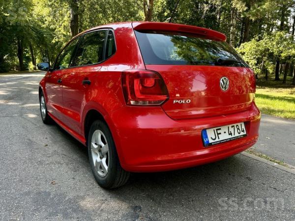 Sarkans Volkswagen Polo 2013 Rīga, ar dzinēja tilpumu 1.20 L un nobraukumu 208 tūkst. km par 3290 €, foto 4 vietnē AUTOMOTO.COM.LV