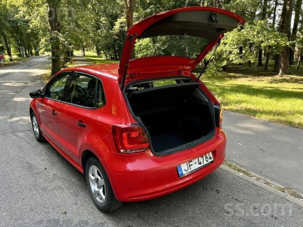 Sarkans Volkswagen Polo 2013 Rīga, ar dzinēja tilpumu 1.20 L un nobraukumu 208 tūkst. km par 3290 €, foto 5 vietnē AUTOMOTO.COM.LV