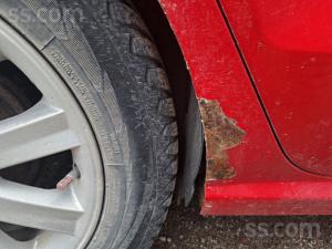 Sarkans Volkswagen Polo 2013 Kuldīga, ar dzinēja tilpumu 1.20 L un nobraukumu 264 tūkst. km par 1800 €, foto 8 vietnē AUTOMOTO.COM.LV