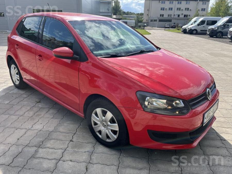 Sarkans Volkswagen Polo 2014 Rīga, ar dzinēja tilpumu 1.20 L un nobraukumu 141 tūkst. km par 3800 €, foto 4 vietnē AUTOMOTO.COM.LV