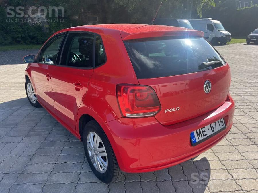 Sarkans Volkswagen Polo 2014 Rīga, ar dzinēja tilpumu 1.20 L un nobraukumu 141 tūkst. km par 3800 €, foto 5 vietnē AUTOMOTO.COM.LV