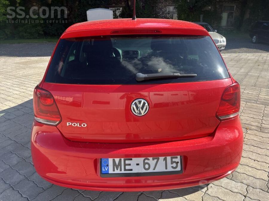 Sarkans Volkswagen Polo 2014 Rīga, ar dzinēja tilpumu 1.20 L un nobraukumu 141 tūkst. km par 3800 €, foto 6 vietnē AUTOMOTO.COM.LV