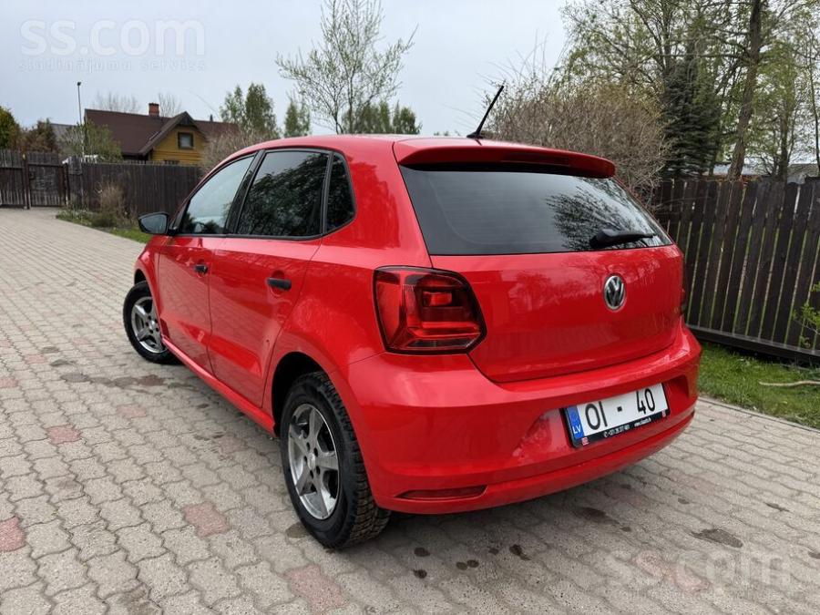 Red Volkswagen Polo 2015 in Ogre, with an engine capacity of 1.40 L and mileage of 225 thousand km for 4950 €, photo 9 on AUTOMOTO.COM.LV