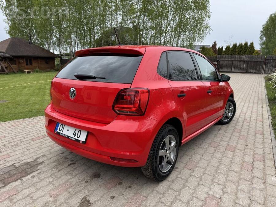 Red Volkswagen Polo 2015 in Ogre, with an engine capacity of 1.40 L and mileage of 225 thousand km for 4950 €, photo 11 on AUTOMOTO.COM.LV