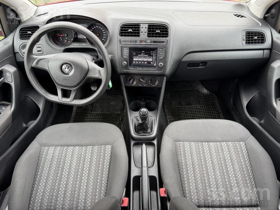 Red Volkswagen Polo 2015 in Ogre, with an engine capacity of 1.40 L and mileage of 225 thousand km for 4950 €, photo 14 on AUTOMOTO.COM.LV