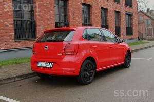 Red Volkswagen Polo 2016 in Riga, with an engine capacity of 1.40 L and mileage of 168 thousand km for 5100 €, photo 4 on AUTOMOTO.COM.LV