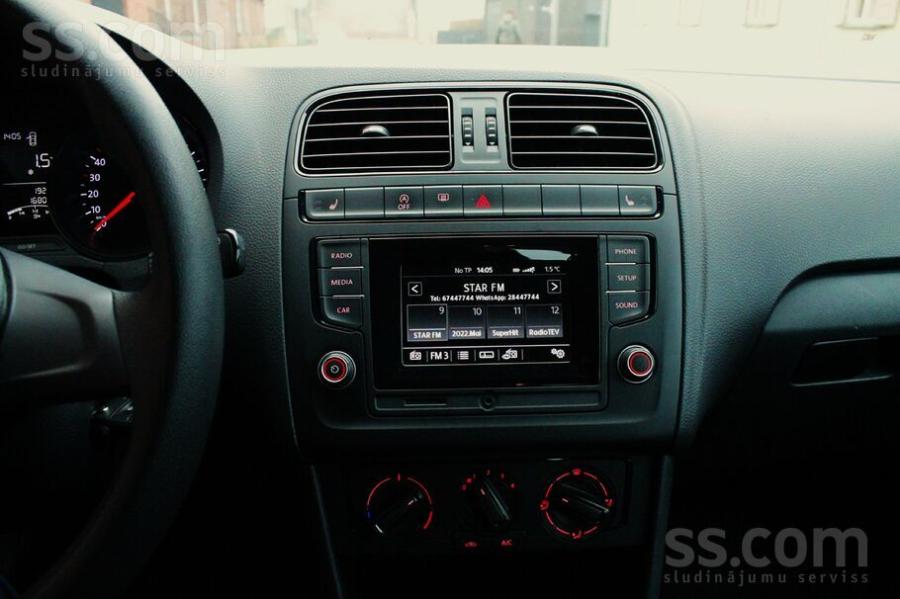 Red Volkswagen Polo 2016 in Riga, with an engine capacity of 1.40 L and mileage of 168 thousand km for 5100 €, photo 17 on AUTOMOTO.COM.LV