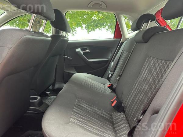 Volkswagen Polo 2016 in Riga on AUTOMOTO.COM.LV Red Volkswagen Polo 2016 in Riga, with an engine capacity of 1.40 L and mileage of 168 thousand km for 4300 €, photo 8 on AUTOMOTO.COM.LV