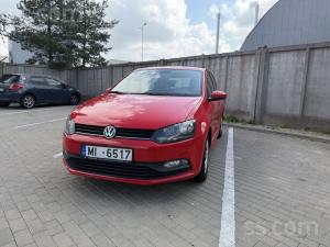 Sarkans Volkswagen Polo 2016 Rīga, ar dzinēja tilpumu 1.40 L un nobraukumu 151 tūkst. km par 4999 €, foto  vietnē AUTOMOTO.COM.LV