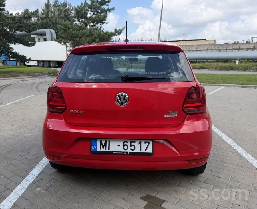 Sarkans Volkswagen Polo 2016 Rīga, ar dzinēja tilpumu 1.40 L un nobraukumu 151 tūkst. km par 4999 €, foto 4 vietnē AUTOMOTO.COM.LV