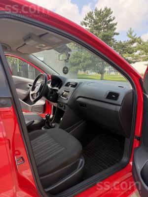 Sarkans Volkswagen Polo 2016 Rīga, ar dzinēja tilpumu 1.40 L un nobraukumu 151 tūkst. km par 4999 €, foto 10 vietnē AUTOMOTO.COM.LV