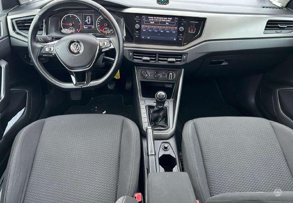 Sarkans Volkswagen Polo 2018 Tauragė, ar dzinēja tilpumu 1.60 L un nobraukumu 164 tūkst. km par 7790 €, foto 8 vietnē AUTOMOTO.COM.LV