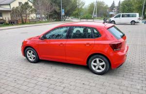 Sarkans Volkswagen Polo 2020 Kretinga, ar dzinēja tilpumu 1.00 L un nobraukumu 154 tūkst. km par 6800 €, foto 6 vietnē AUTOMOTO.COM.LV