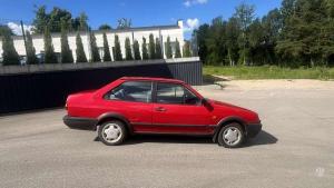Sarkans Volkswagen Polo 1991 Molėtai, ar dzinēja tilpumu 1.27 L un nobraukumu 249 tūkst. km par 1200 €, foto 6 vietnē AUTOMOTO.COM.LV