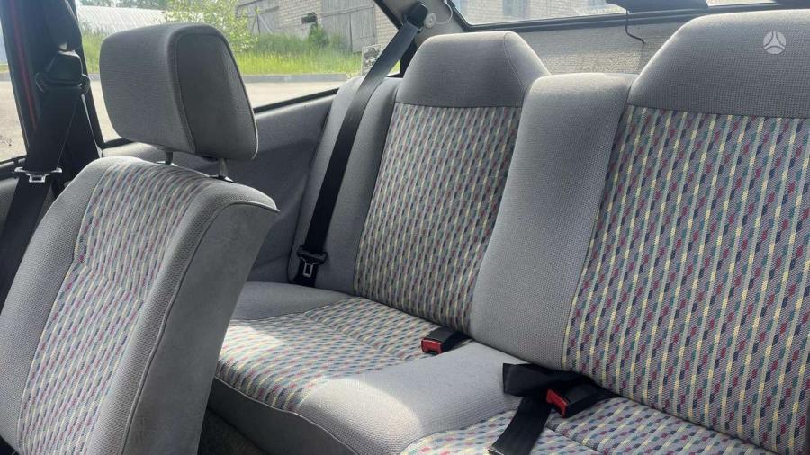 Sarkans Volkswagen Polo 1991 Molėtai, ar dzinēja tilpumu 1.27 L un nobraukumu 249 tūkst. km par 1200 €, foto 11 vietnē AUTOMOTO.COM.LV