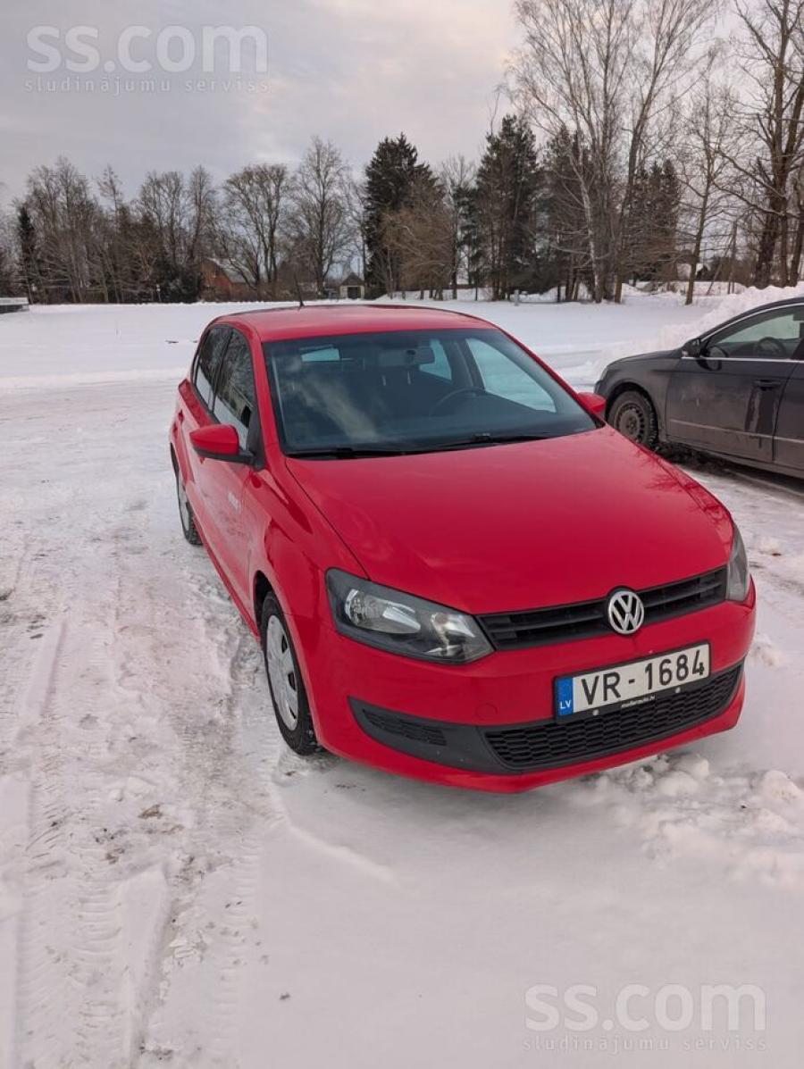 Red Volkswagen Polo 2012 in Riga, with an engine capacity of 1.40 L and mileage of 176 thousand km for 3100 €, photo 1 on AUTOMOTO.COM.LV