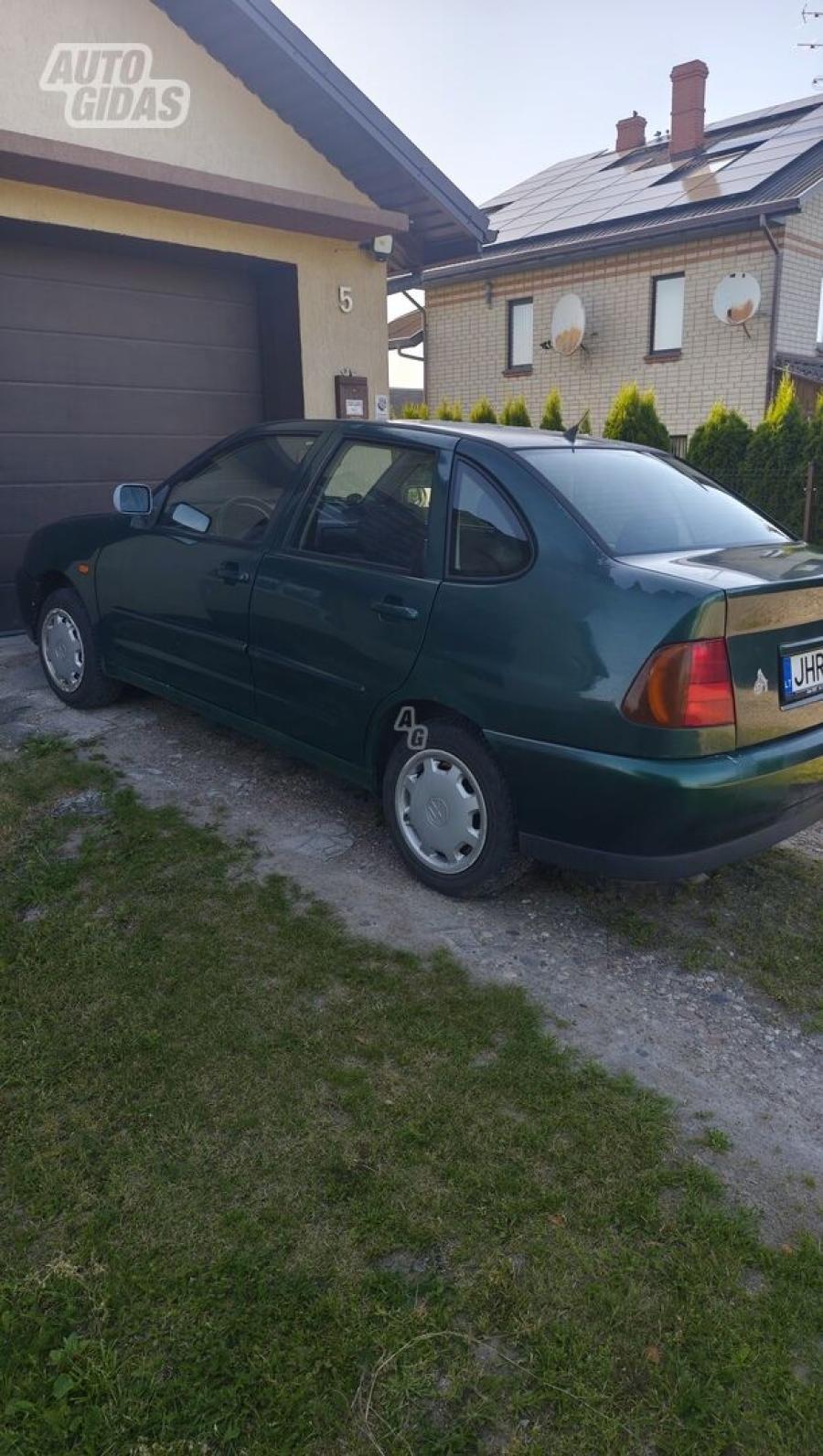 Volkswagen Polo 1996 Marijampole, ar dzinēja tilpumu 1.40 L un nobraukumu 156 tūkst. km par 350 €, foto 4 vietnē AUTOMOTO.COM.LV