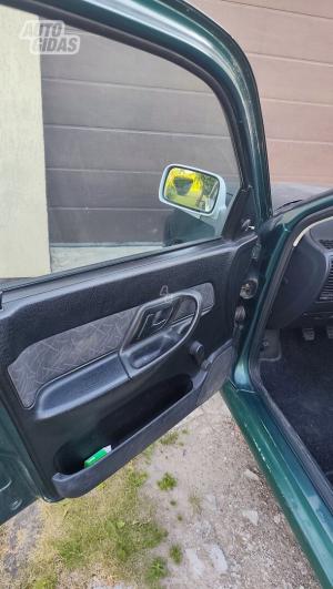 Volkswagen Polo 1996 Marijampole, ar dzinēja tilpumu 1.40 L un nobraukumu 156 tūkst. km par 350 €, foto 12 vietnē AUTOMOTO.COM.LV